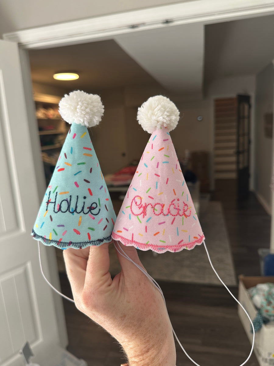 Personalized Embroidered Birthday Hats For Dogs – Tails Up, Pup